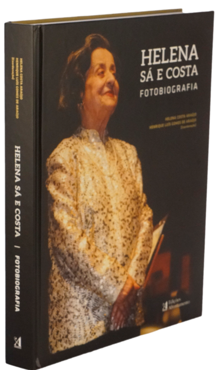 HelenaSaeCostaFotobiografia1_1200x1200.png?v=1699015188